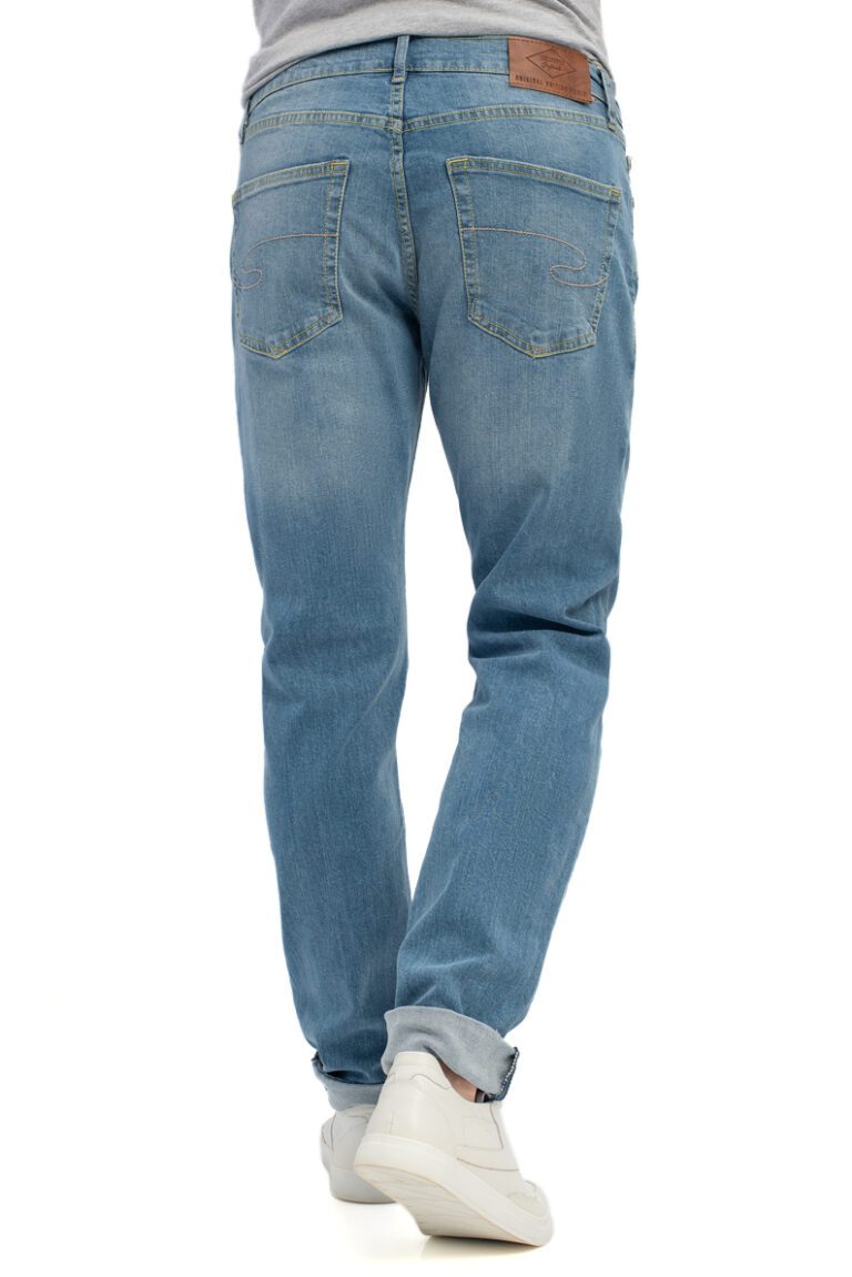 Мужские классические джинсы Lee Cooper в наличии.